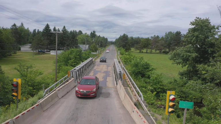 N.B. bridges still crumbling 12 years after dire report