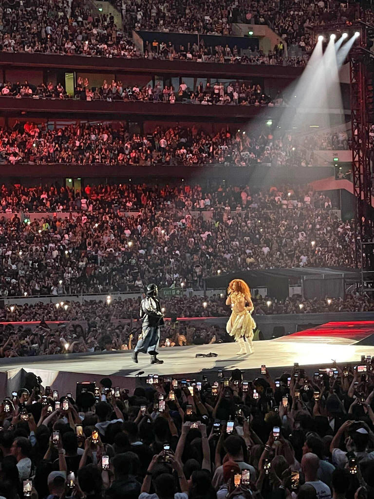 SZA gets Glasto redemption but Kendrick Lamar rules