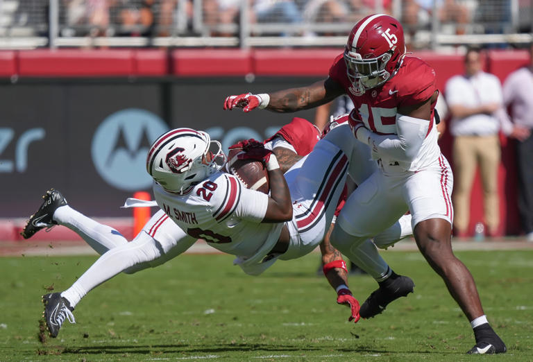 Alabama linebacker duo named to preseason watch list for top award