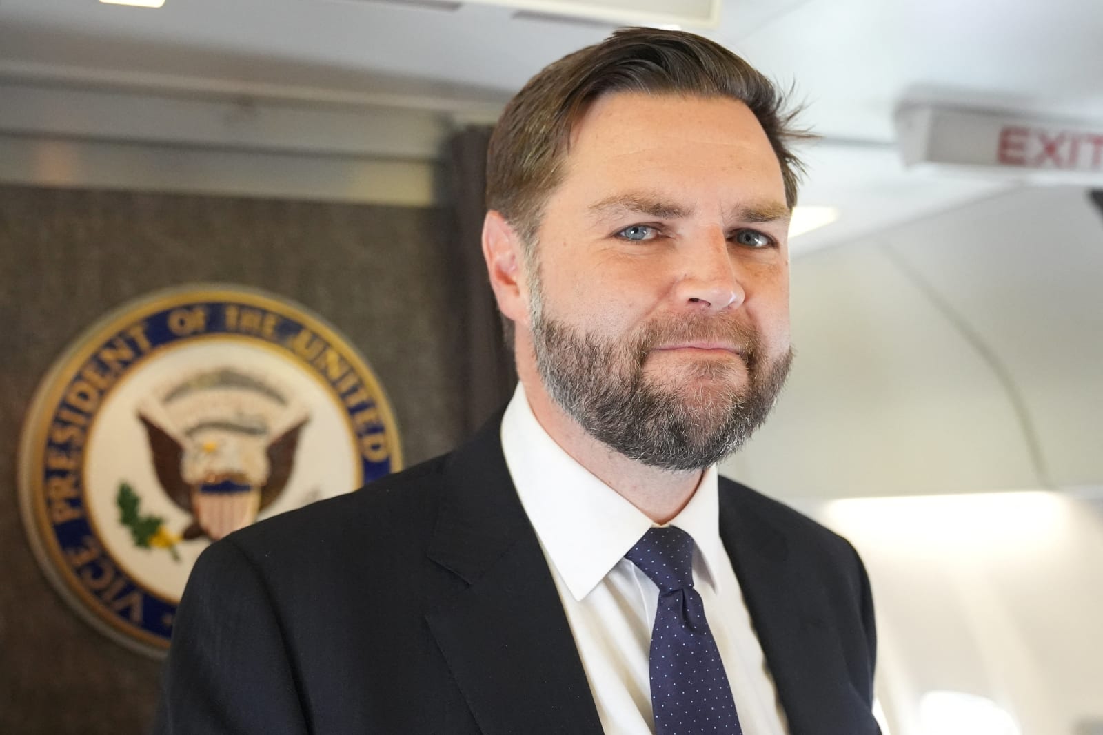 Jd Vance morphs into chilling new role after booted from Trump's inner ...