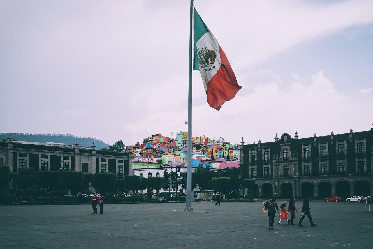 15 Things About Life in Mexico vs. Canada