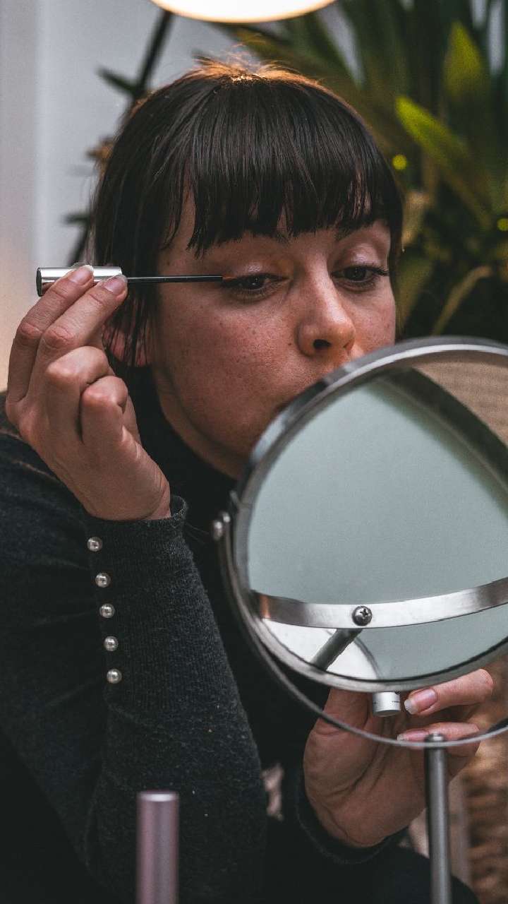 Simple Eyeliner Hacks To Get Beautiful Hooded Eyes!