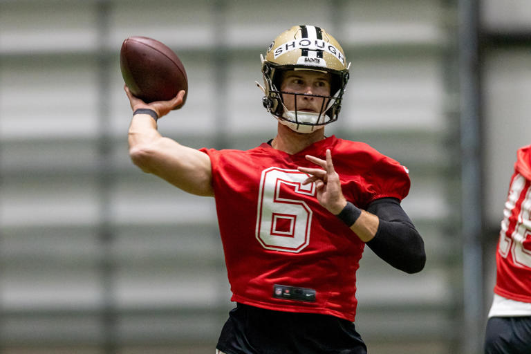 ‘This Group Suffered a Crippling Blow’: NFL Expert Names Worst QB Room ...