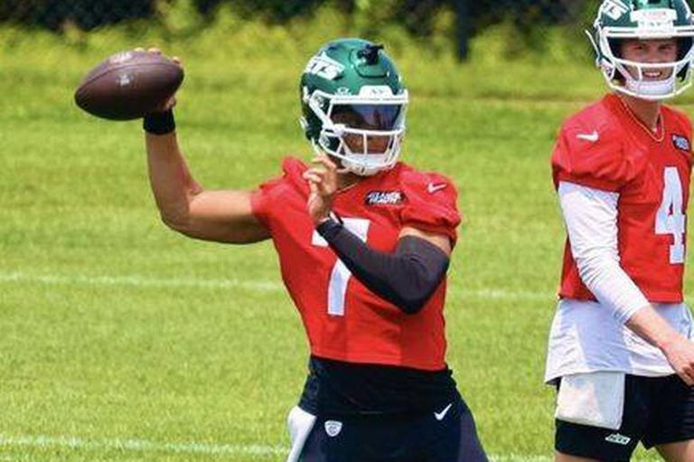 Mike Greenberg speechless as ESPN interrupts coverage for bombshell ...