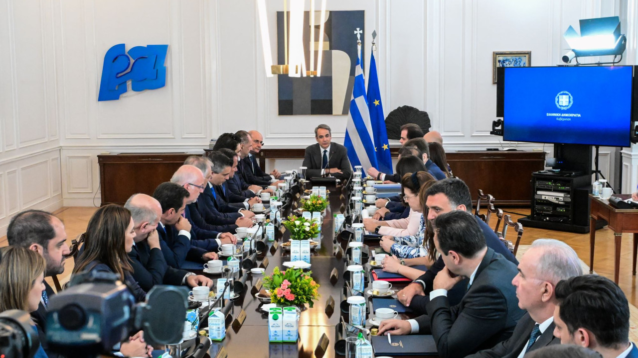 Υπουργικό συμβούλιο υπό τον Μητσοτάκη αύριο στις 11:00, στο Μαξίμου ...