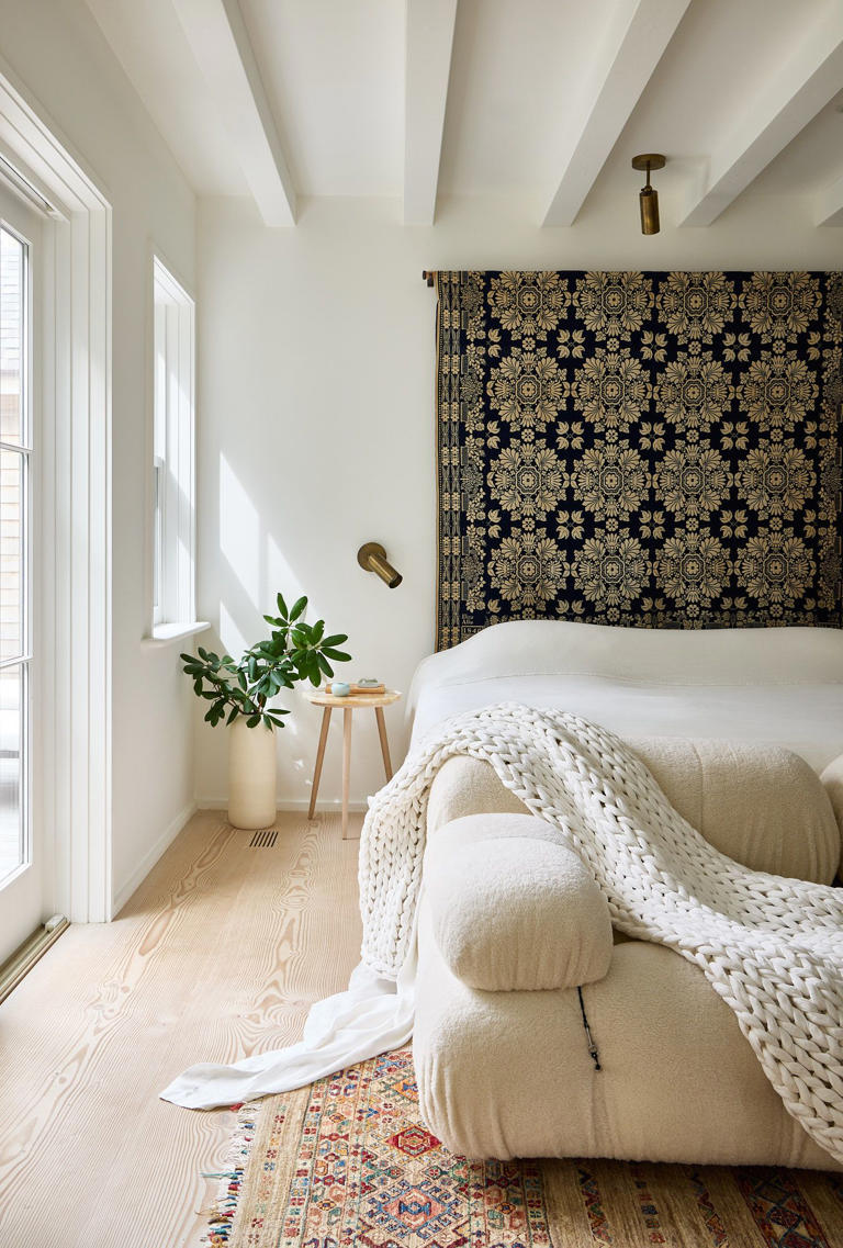 16 DIY Headboard Ideas to Creatively Crown Your Bed