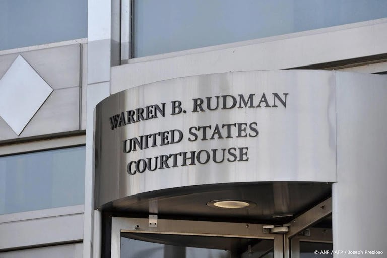 Justitie VS gaat rechterhand Epstein vragen naar andere daders
