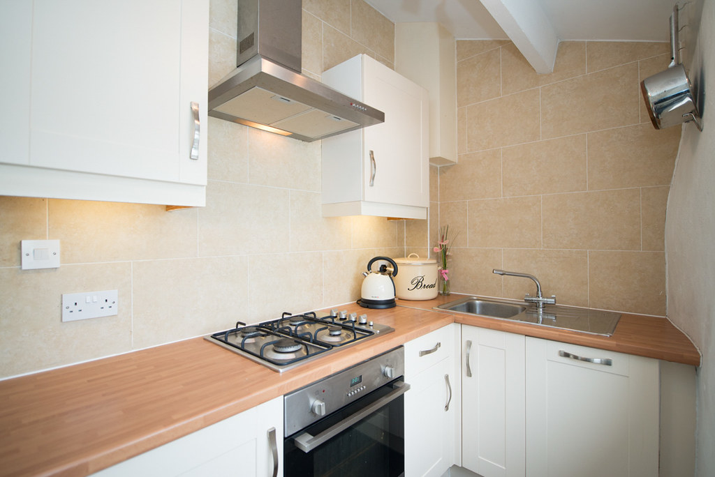 15 Kitchen Layout Fixes You Can DIY