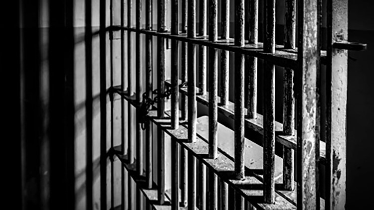 Texas woman missing after failing to report to prison for threatening ...