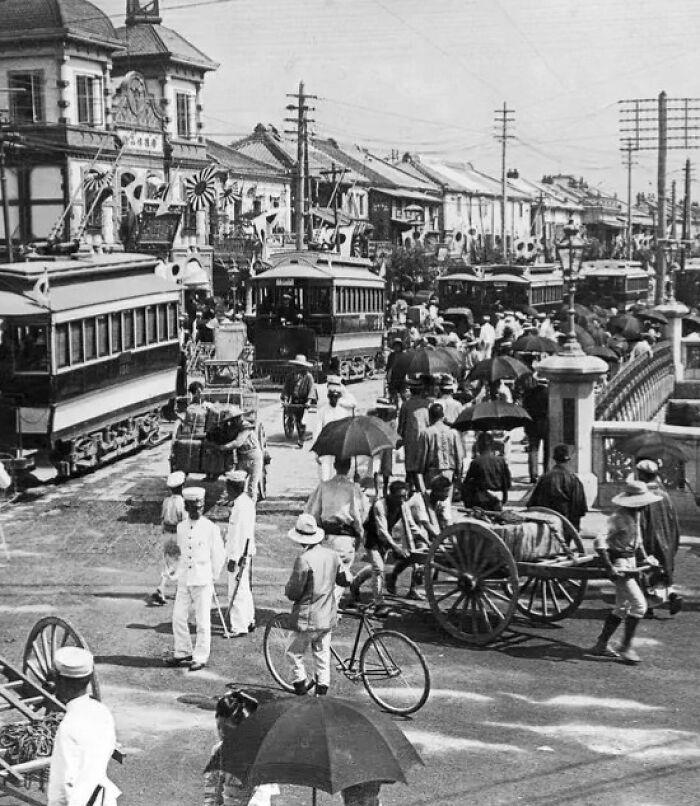 29 Historical Photos From Around The World That Each Tell An ...