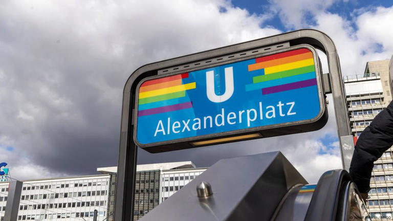 Figma’s AI app building tool is now available for everyone