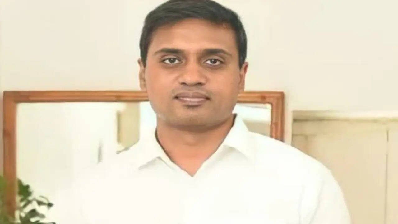 Mithun Reddy: ఏపీ లిక్కర్ స్కామ్ కేసు... బెయిల్ పిటిషన్ దాఖలు చేసిన మిథున్ రెడ్డి...