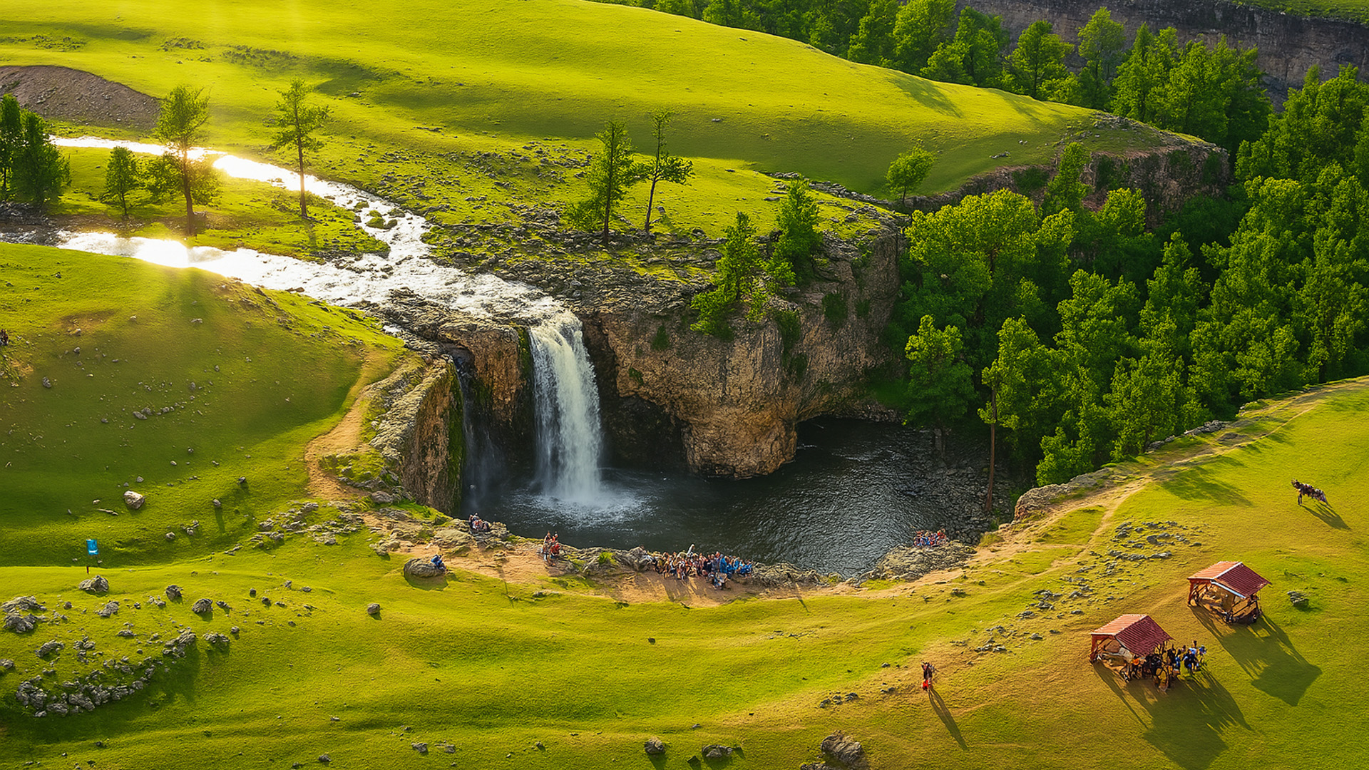 Exploring the Countryside of Mongolia in 4K