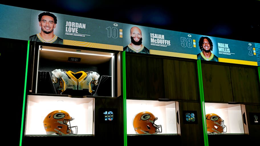 Powerful Statement at Entry to Packers’ ‘Beautiful’ New Locker Room