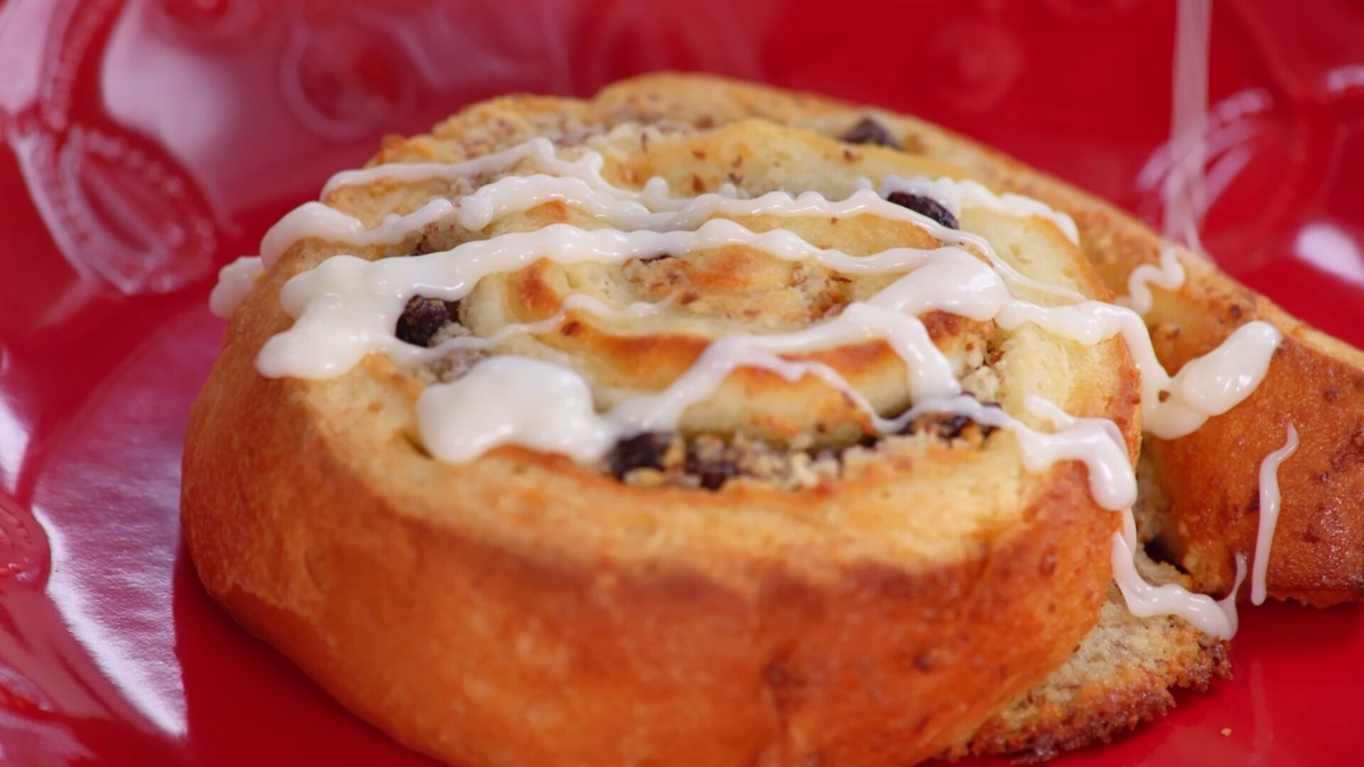 Pain aux raisins brioché soyeux avec crème d'amande