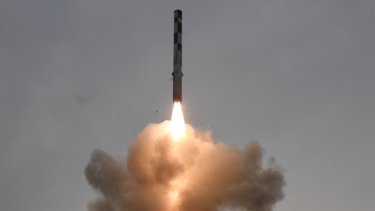 8 supersonic weapons in use today