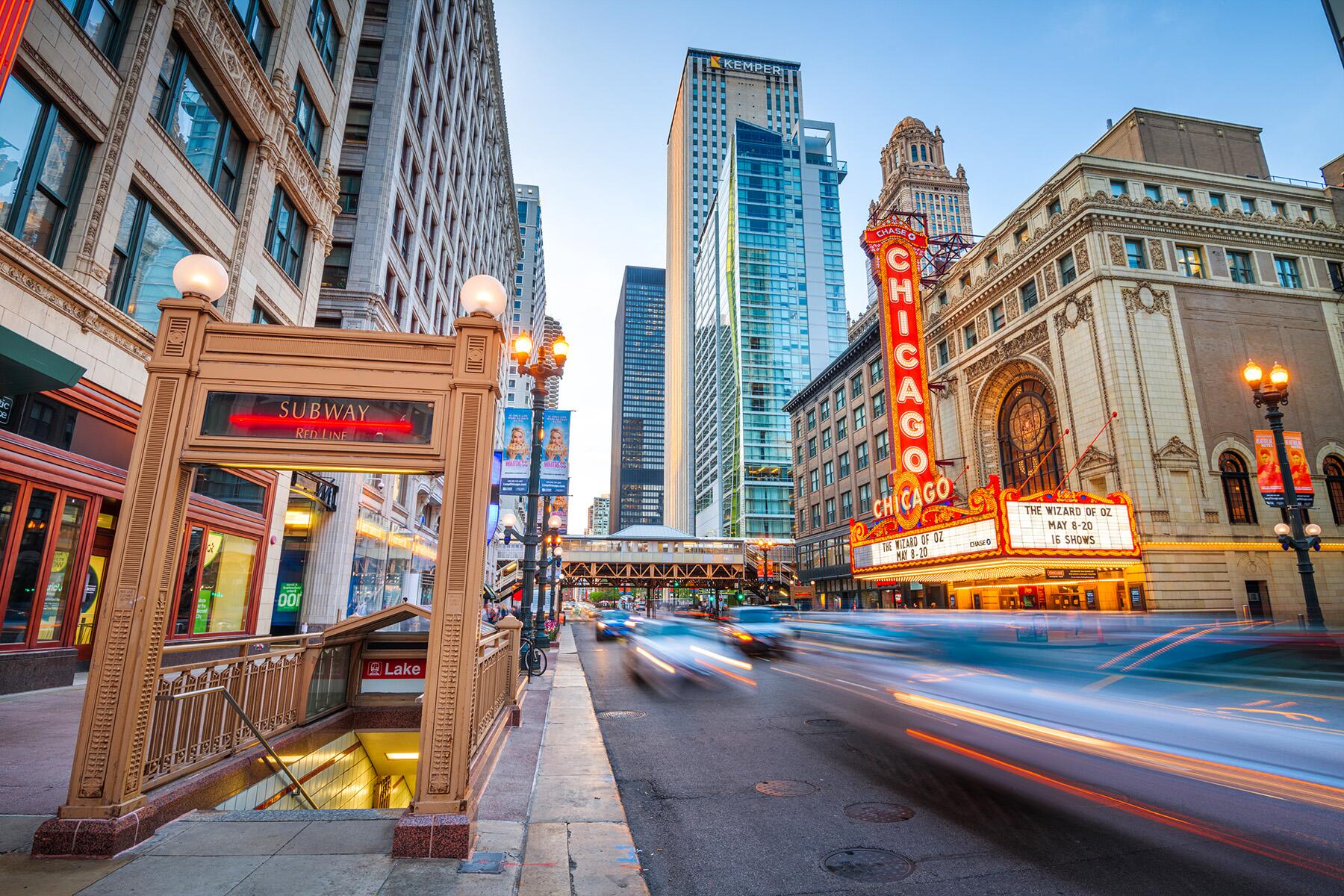 The 14 Best Things to Do in Chicago (and Top Things to Avoid)