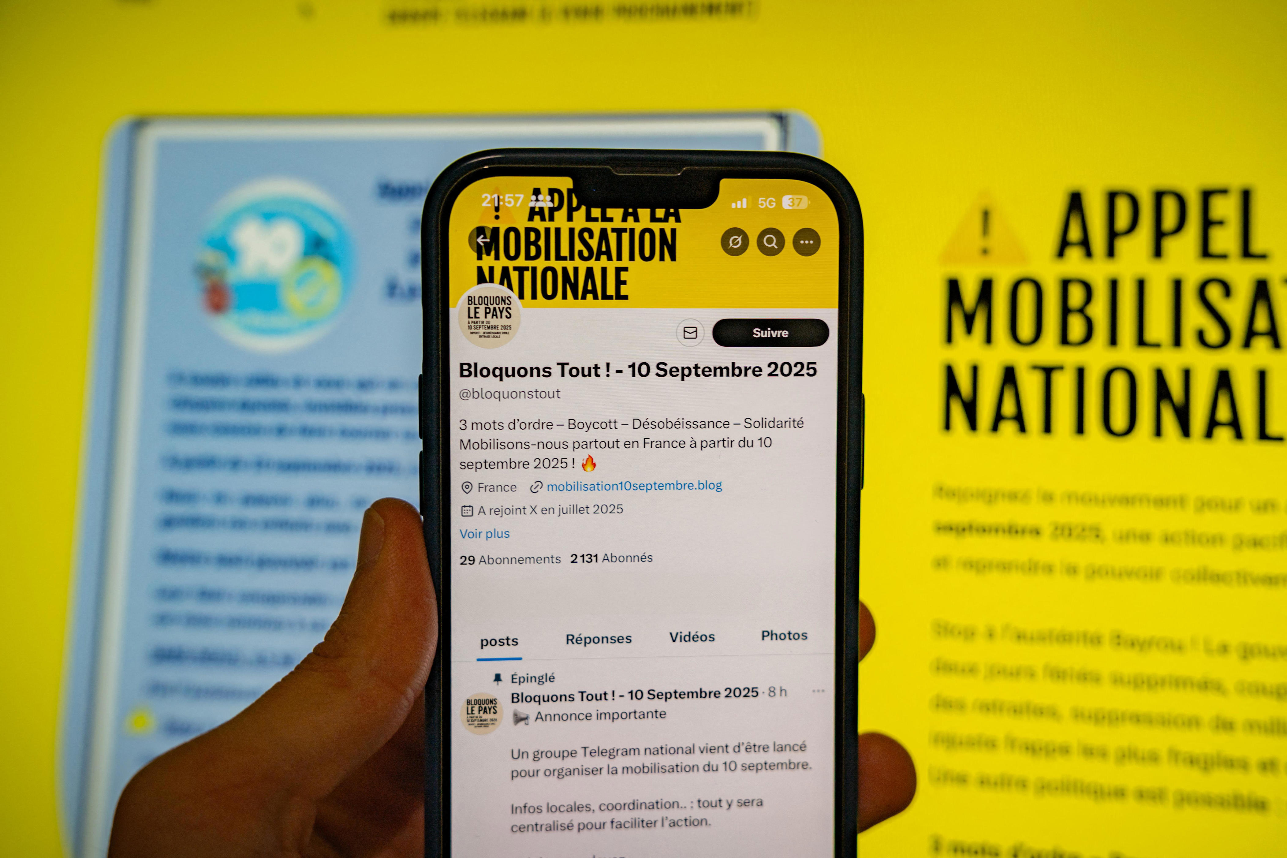 «Sans nous, ils ne sont rien» : quel est ce collectif qui appelle à ...