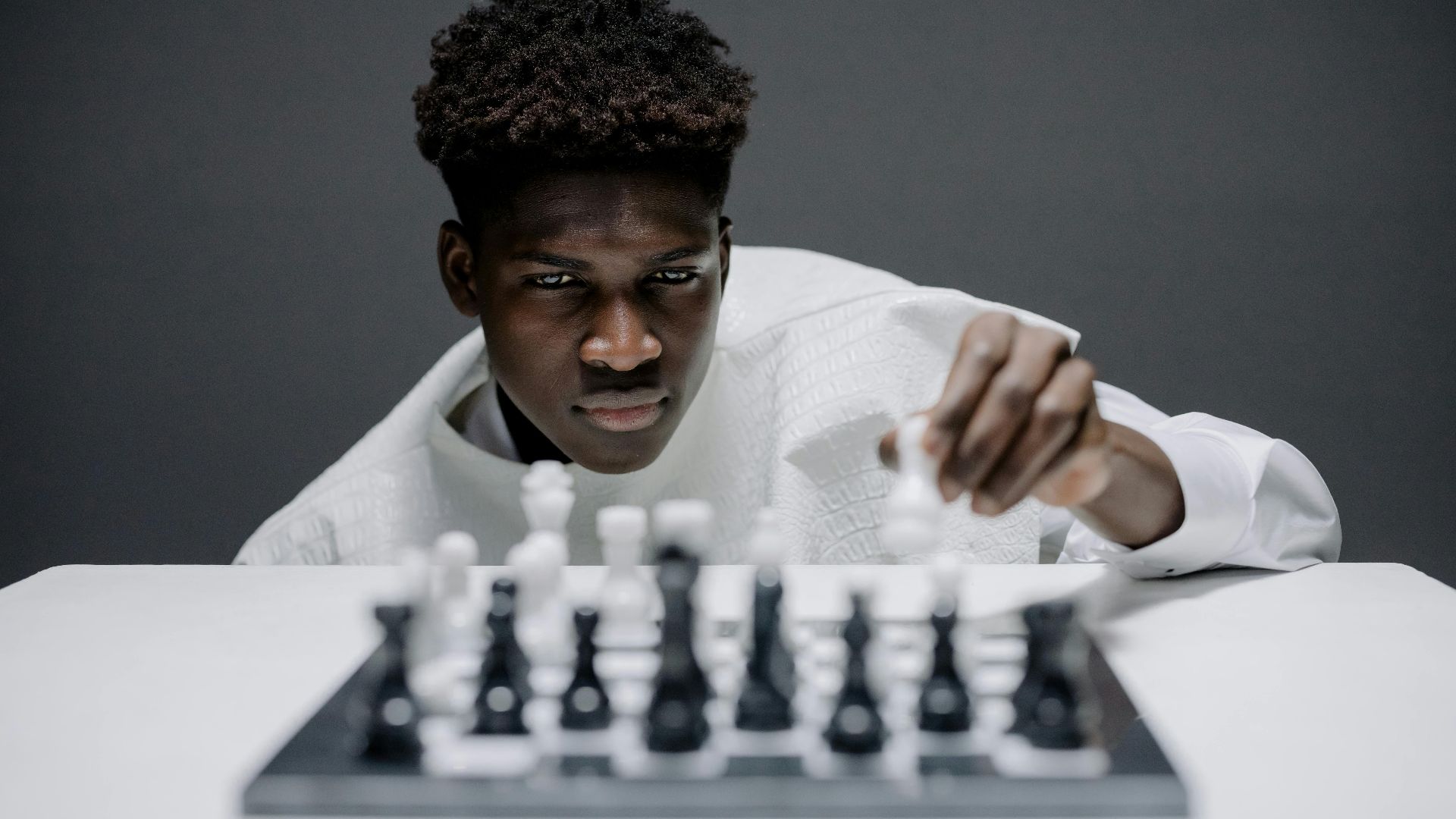 Intelligent People Tend To Enjoy These Hobbies, According To Data