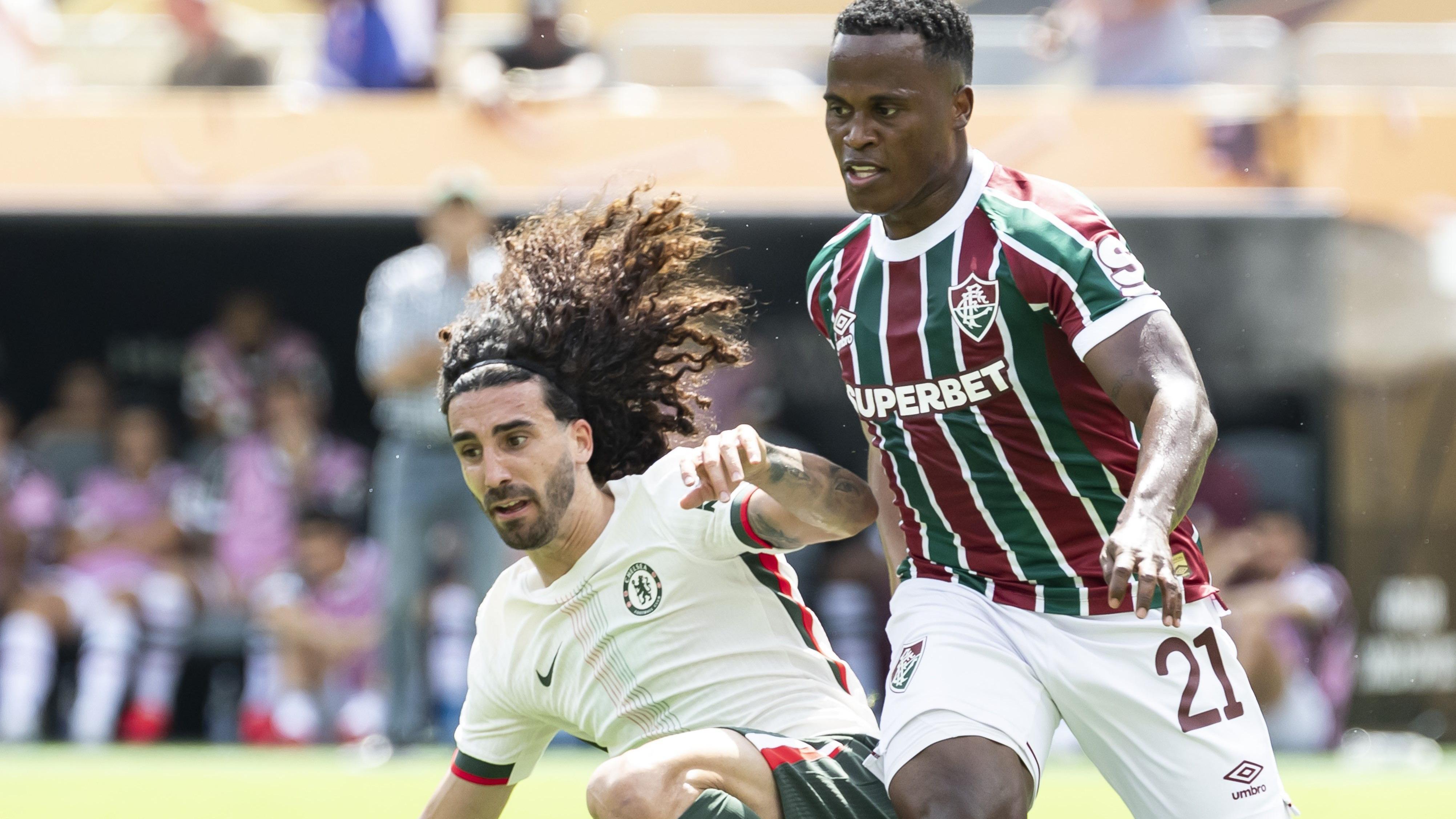 Wolves continue Premier League bargain hunt with Arias deal