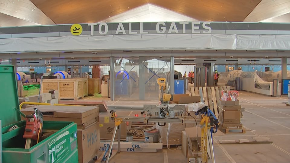 INSIDE LOOK: Tour of new terminal at Pittsburgh International Airport ...