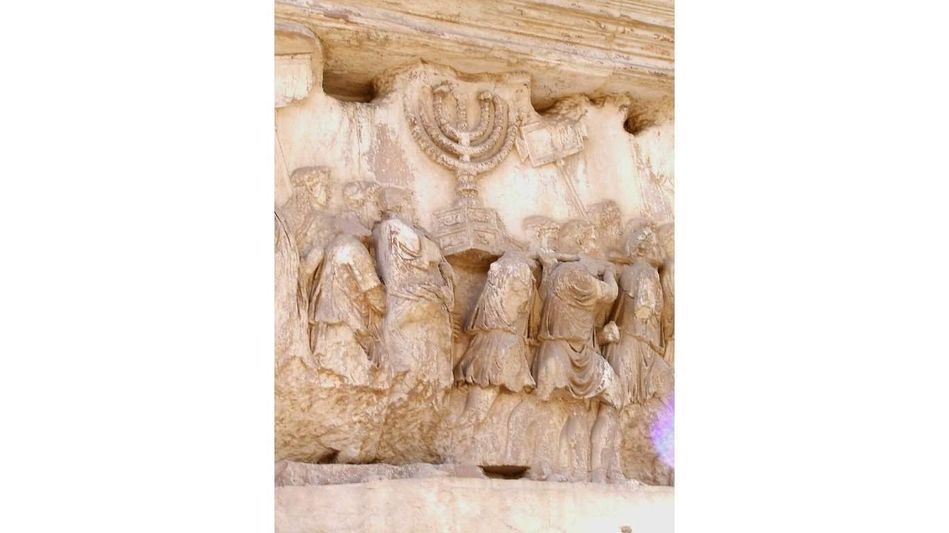 25 famous lost treasures people are still trying to find