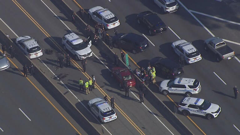 Man charged after east Charlotte crash that hurt 2 CMPD officers