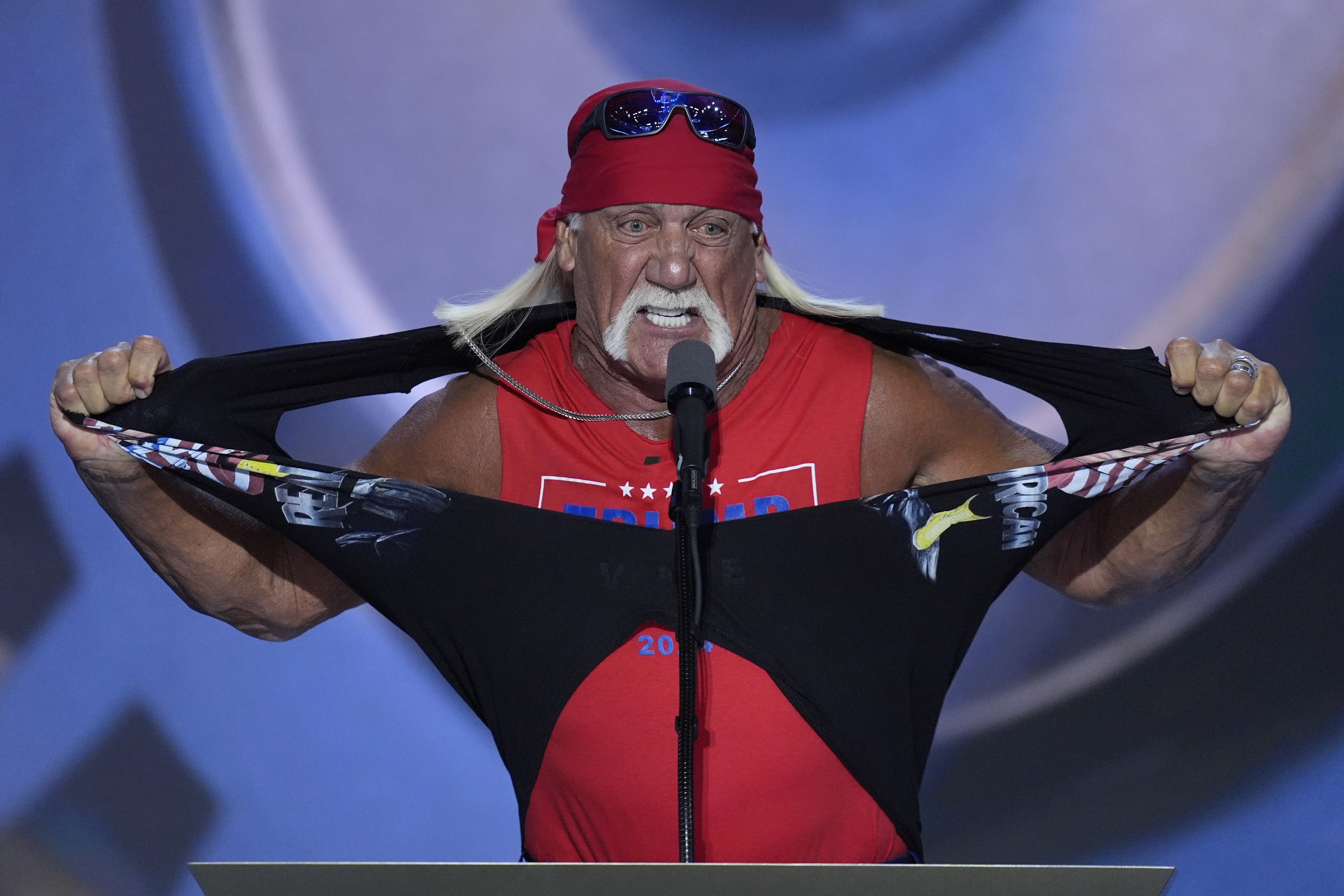 'A great American icon': Hulk Hogan remembered after WWE legend dies ...