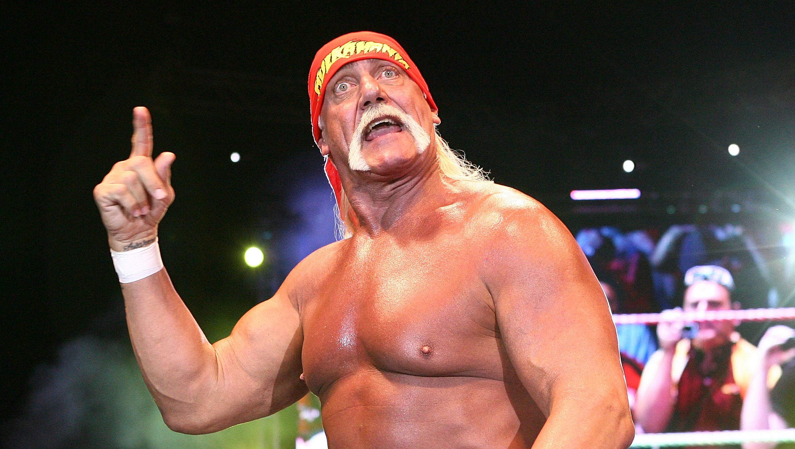 Hulk Hogan’s Health Before Death: His Heart Attack & Cancer Battle ...