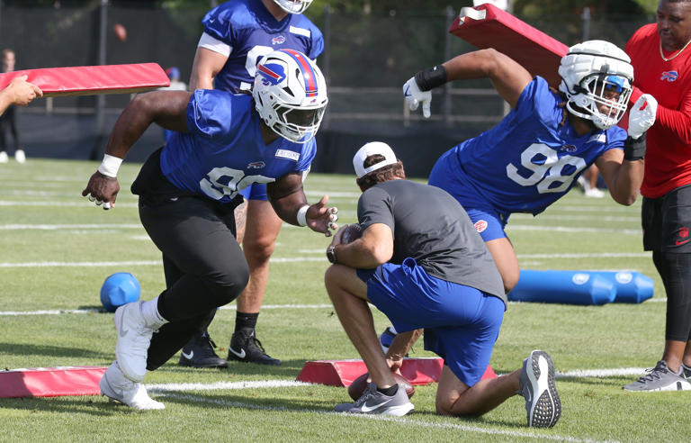 Bills vs. Panthers highlights: Buffalo powered by James Cook to ...