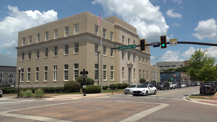 Huntsville City Council votes yes to take over old Federal courthouse ...