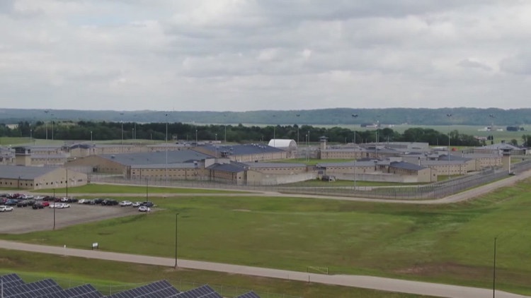 70 vacant positions cut at FCI Thomson, BOP says