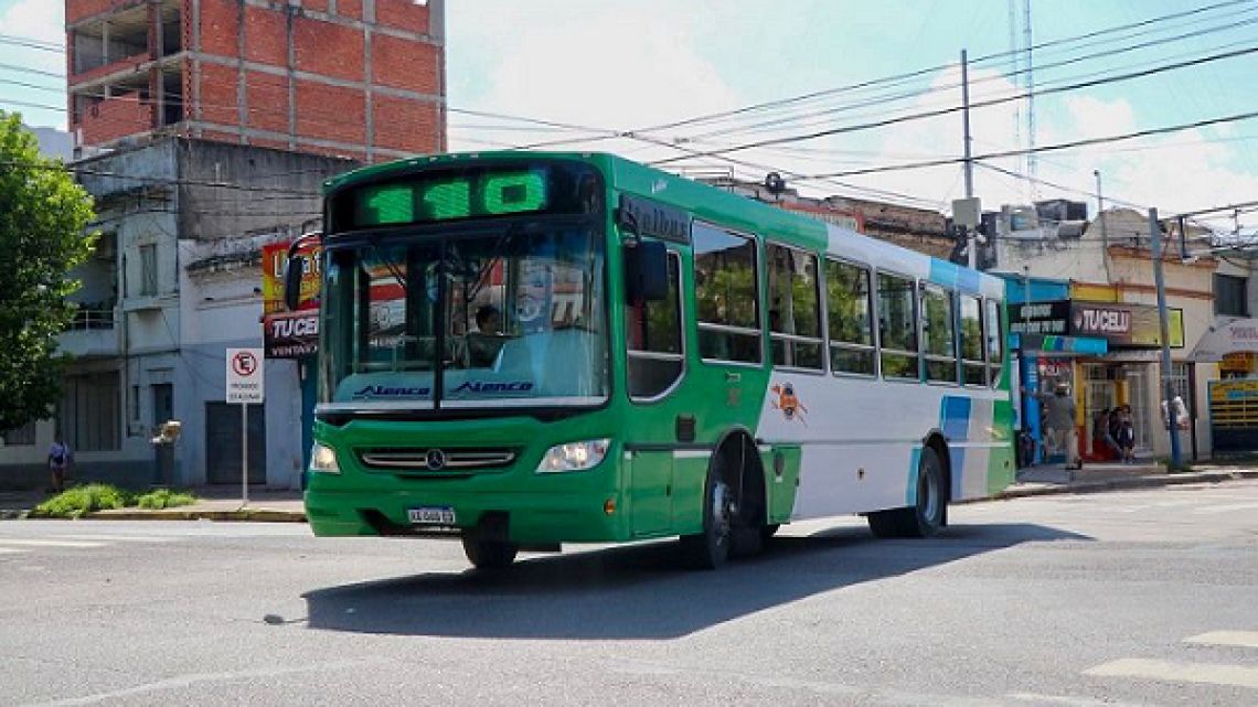 Empresas de colectivos de Chaco advierten que el sistema metropolitano ...