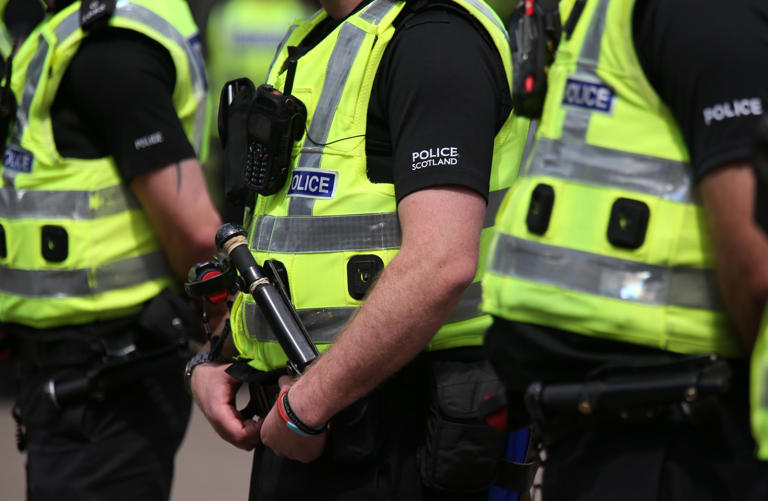 Major police operation under way in Edinburgh street with road blocked off