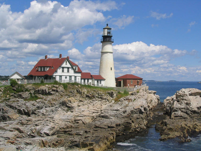 Must-See Historic Landmarks in Maine: A Guide to the State's Rich History