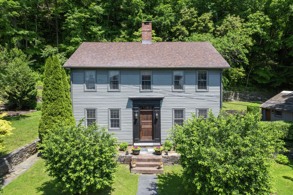 1899 colonial near Connecticut River with ties to ship-making family ...