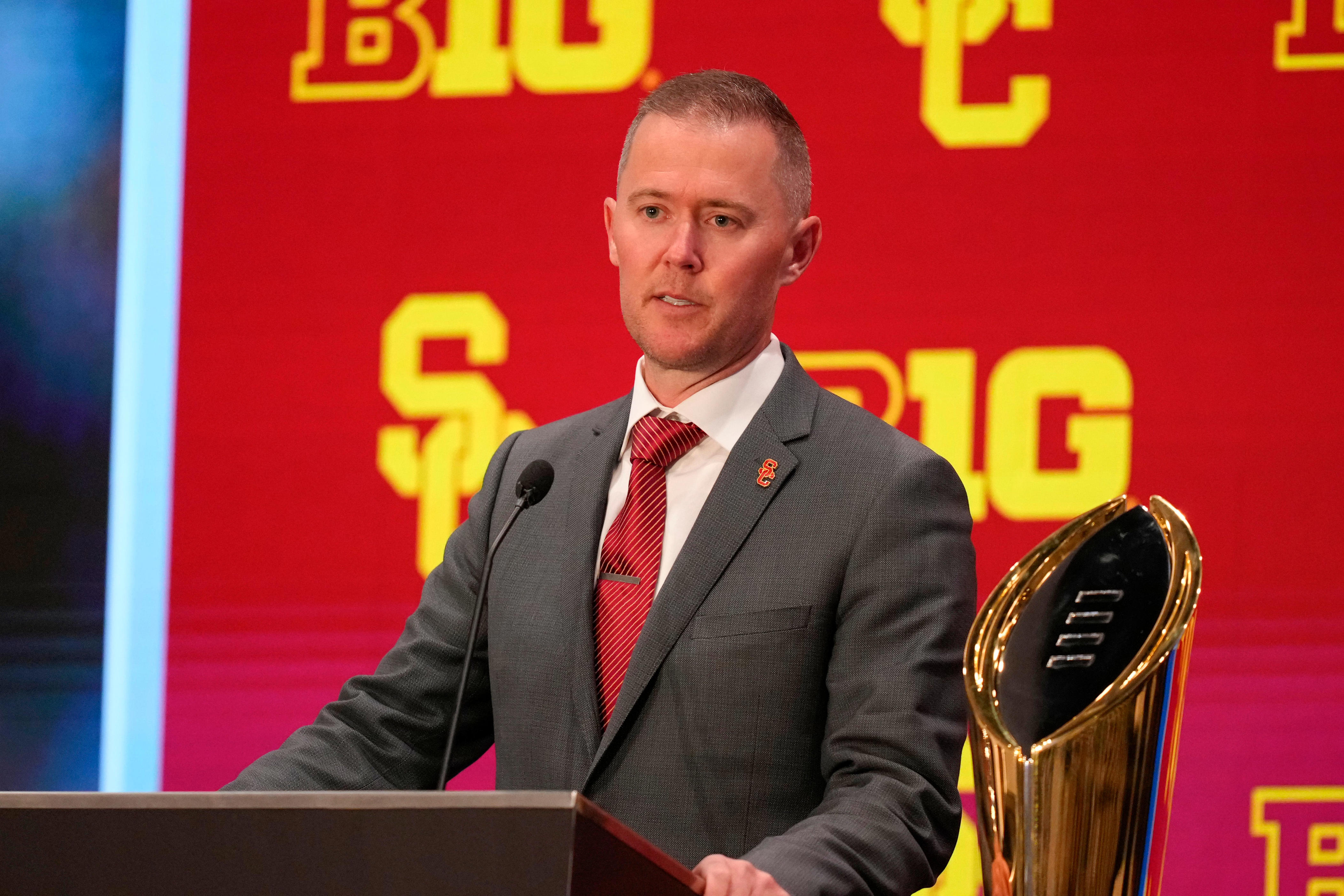Doug Belk not returning as USC’s secondary coach in 2026