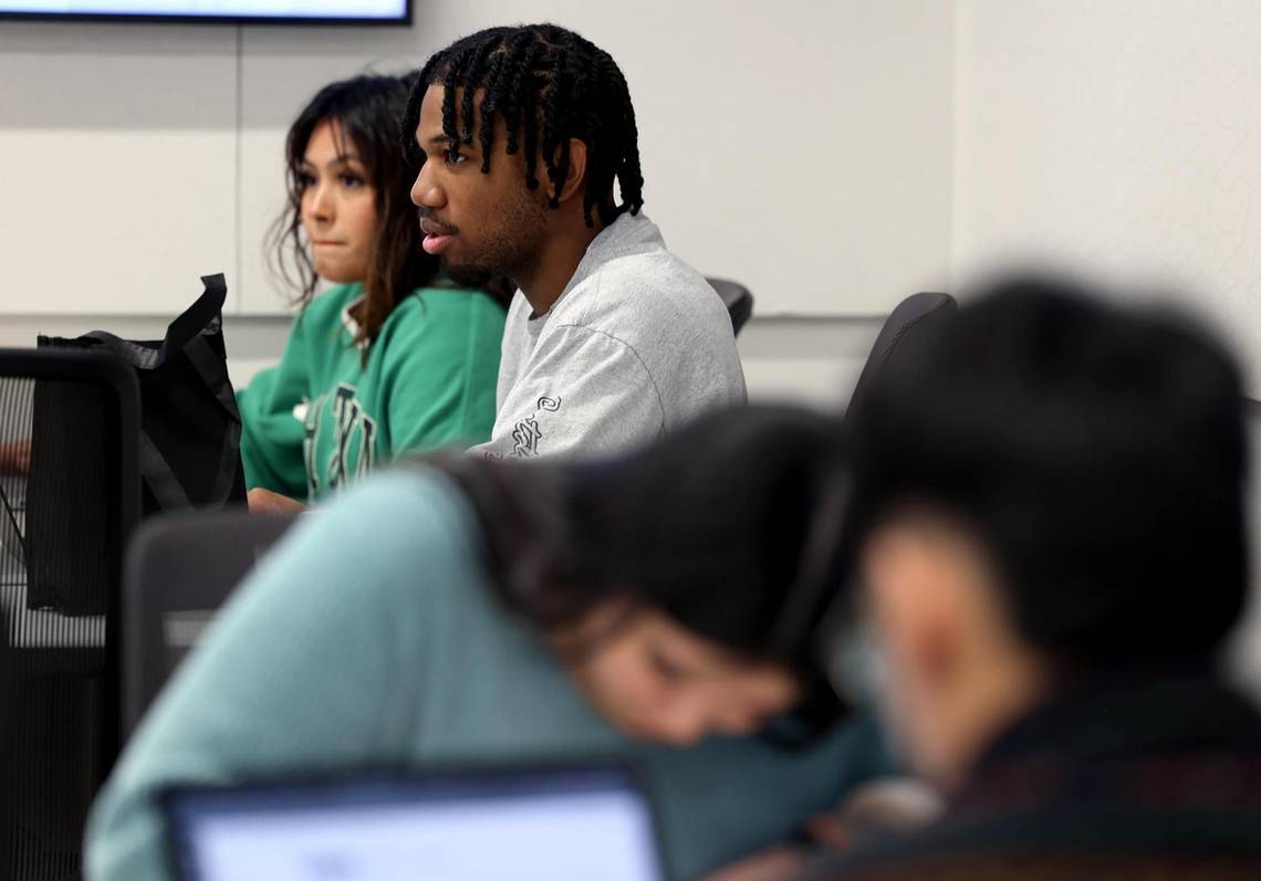 Here's what the Texas DEI ban means for college students this fall