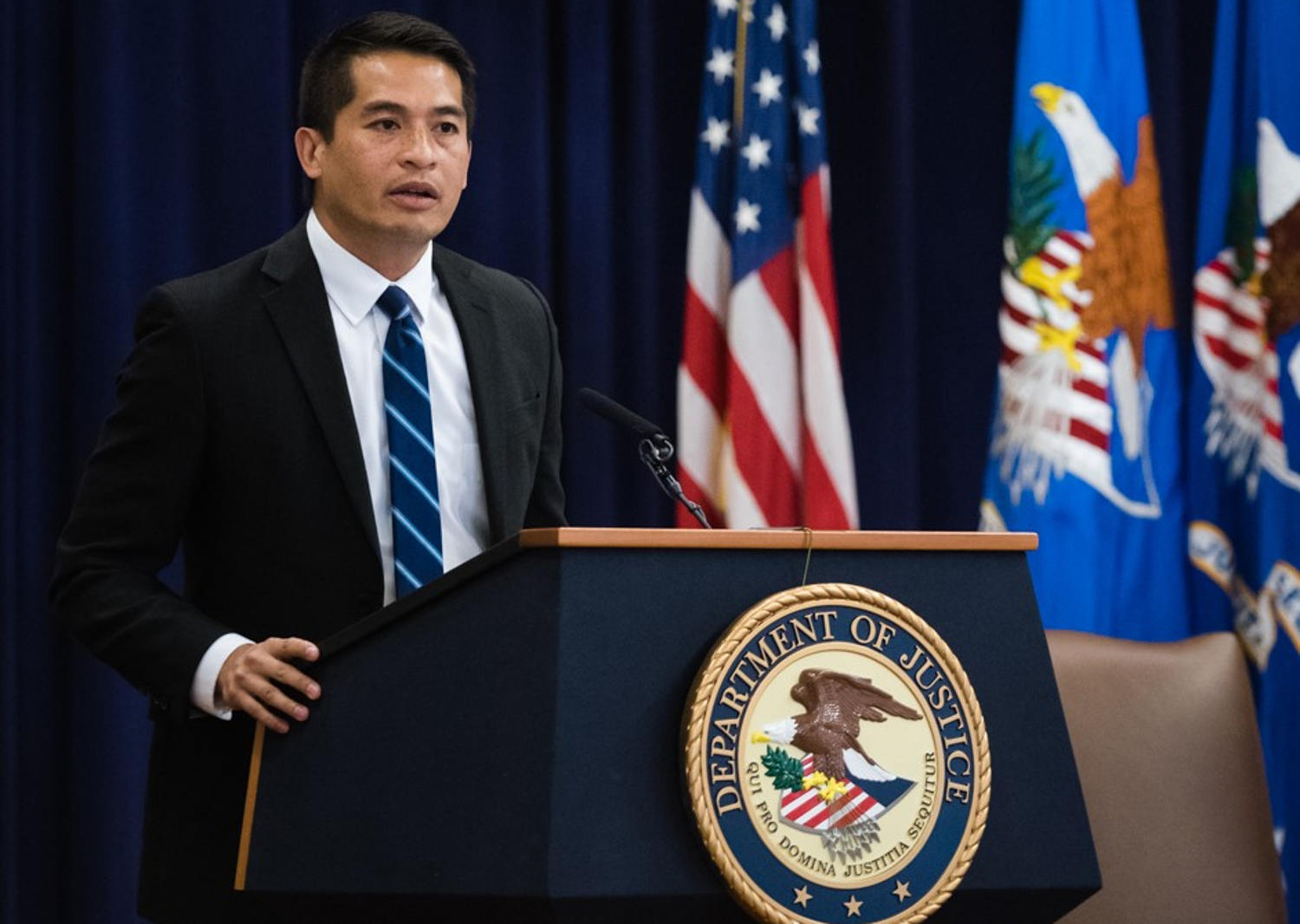 Trump judge shows possible path to Trump winning a second round on ...