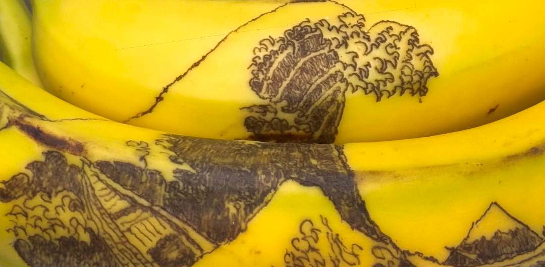 Artist Doug Geiger creates beautiful engravings using the "banana ...