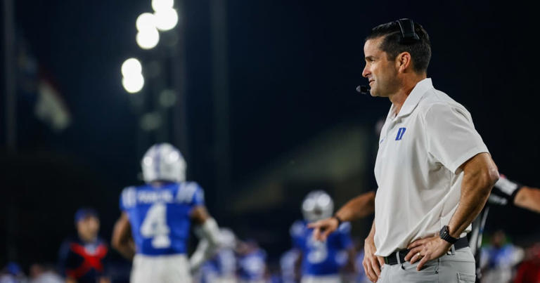 Manny Diaz opens up on how Duke balances NIL, maintaining team chemistry