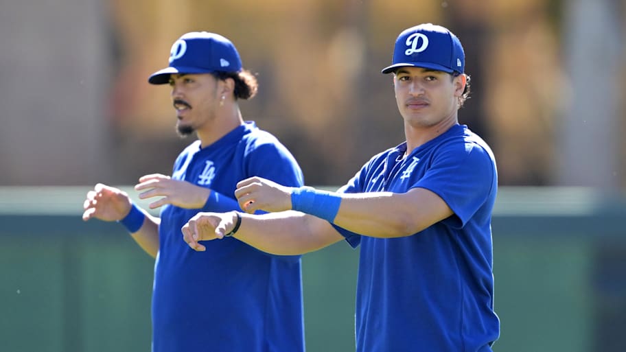 Former Dodgers top prospect officially released by new team after ...