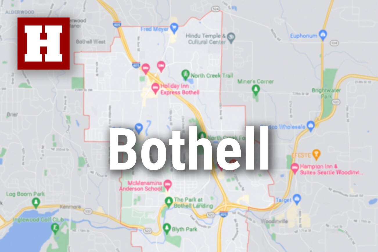 Multiple agencies respond to brush fire outside Bothell