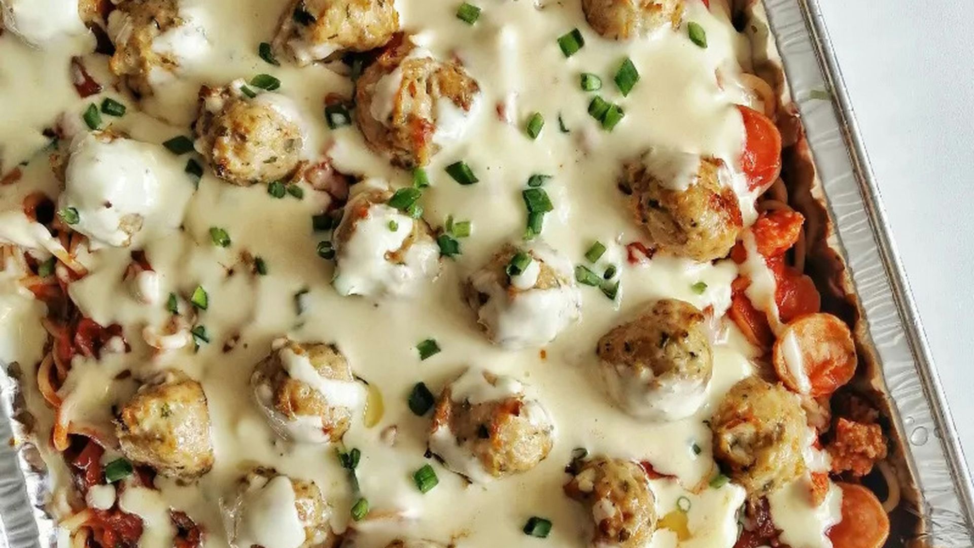 20 Easy Oven Recipes For Your Aluminum Tray