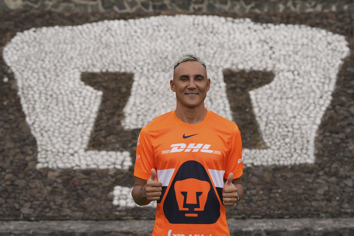 Costa Rica goalkeeper Keylor Navas joins Pumas in Mexico after some ...