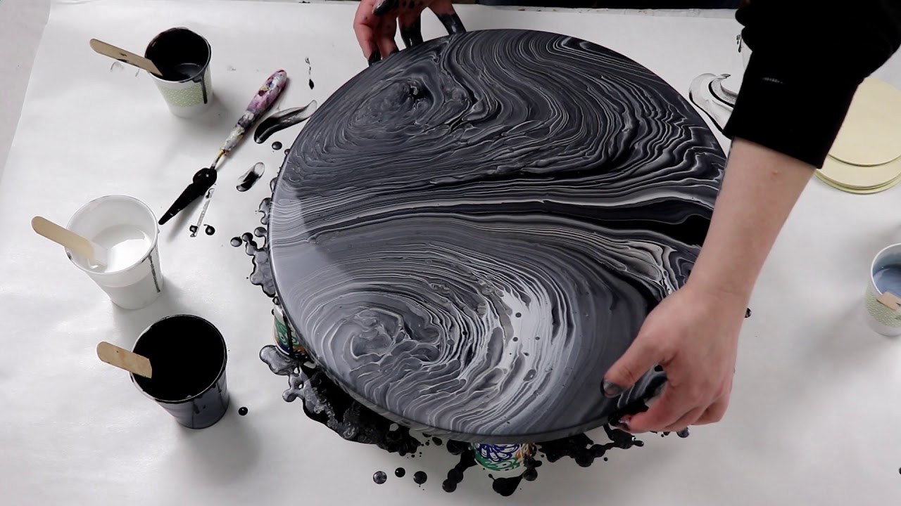 Mesmerizing Black, White & Silver Tree Ring Pour – Stunning Acrylic Art!