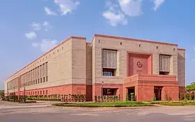 Centre delays JPC on Bills to disqualify PM, CMs as LS Speaker forms ...