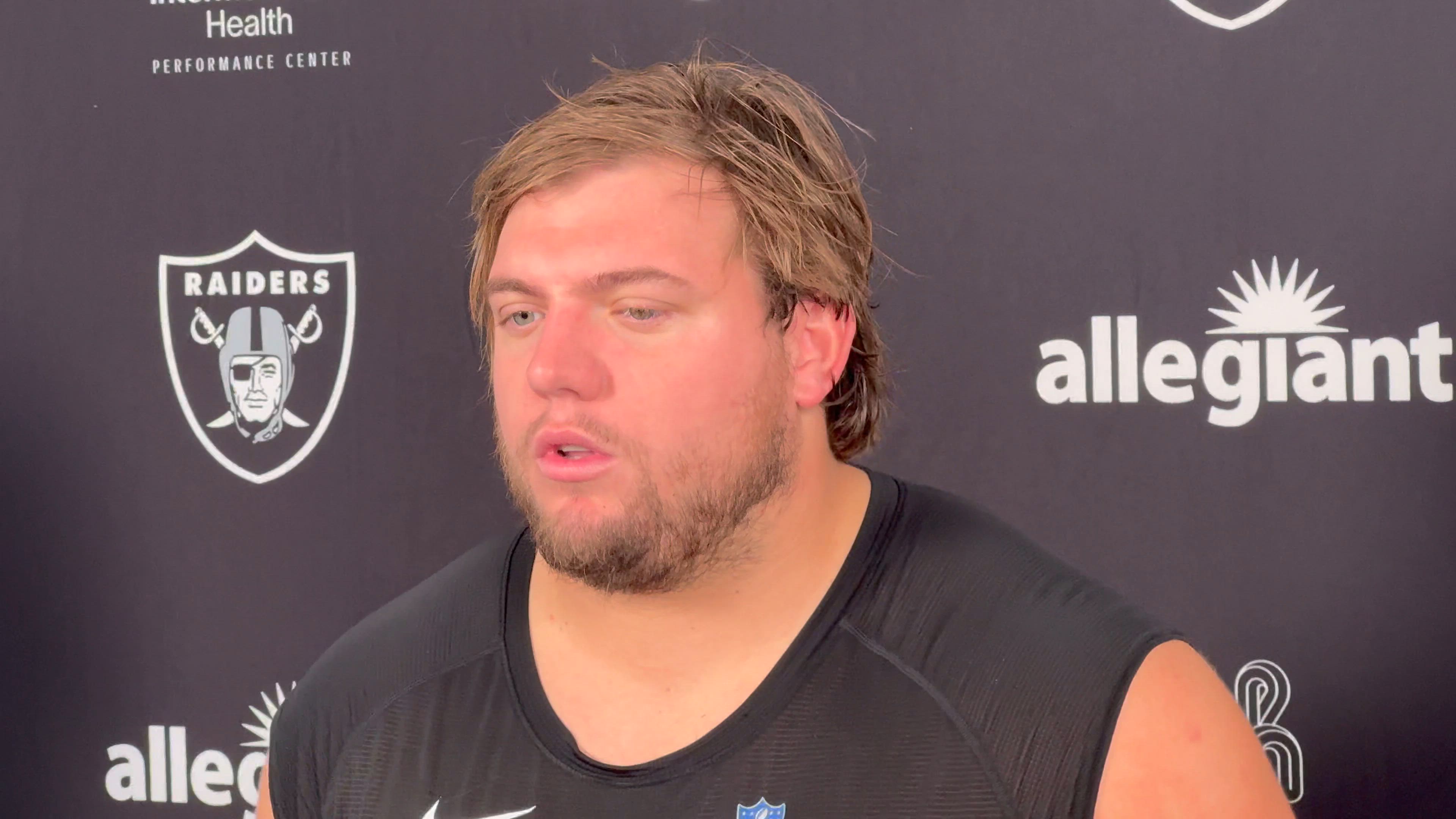 Las Vegas Raiders C Jackson Powers-Johnson on Geno Smith as a Weapon