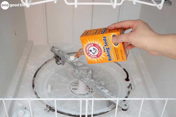 21 Of The Best Hacks For Cleaning Your Kitchen