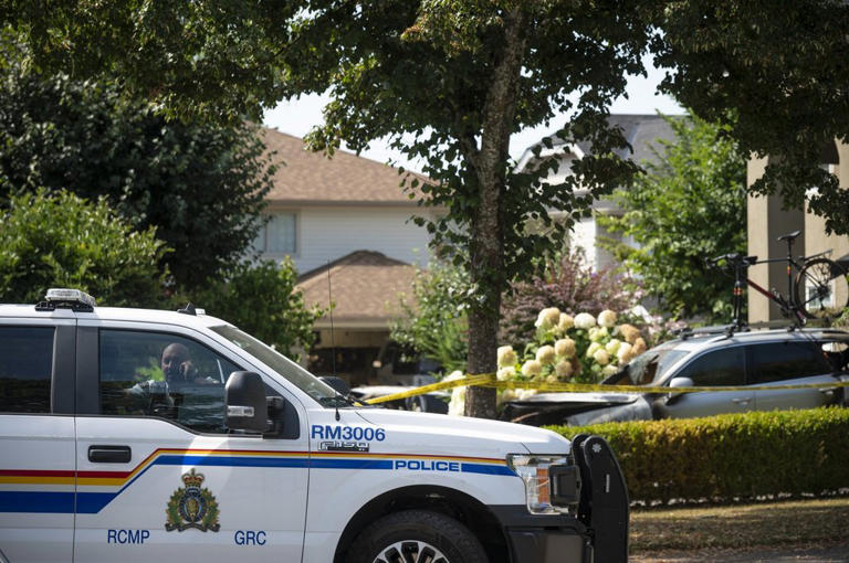 3 people dead in Maple Ridge following ‘neighbourhood dispute’